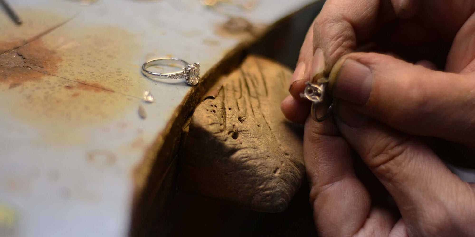 LARGE LEDA | SINGLE STONE